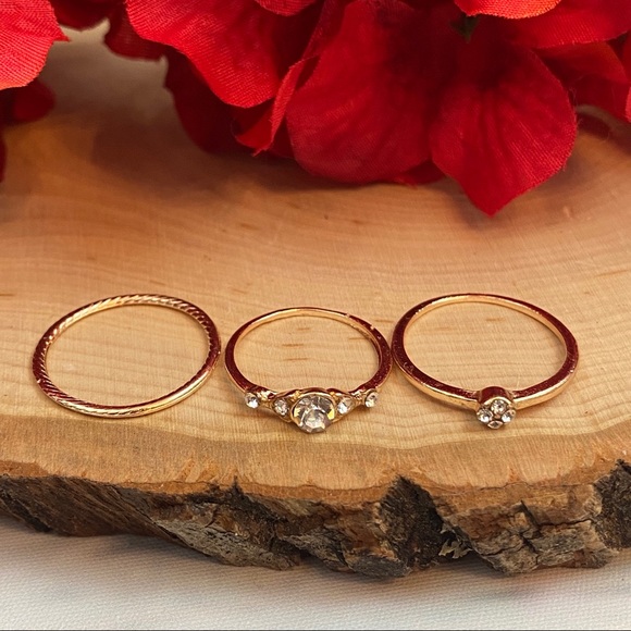 Jewelry | 7 Pcs Elegant Gold And Crystal Ring Set | Poshmark